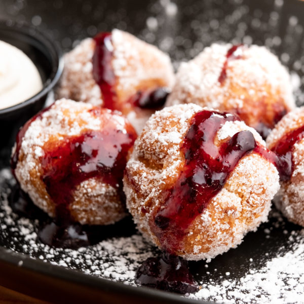 The Cafe - The Pickwick Place